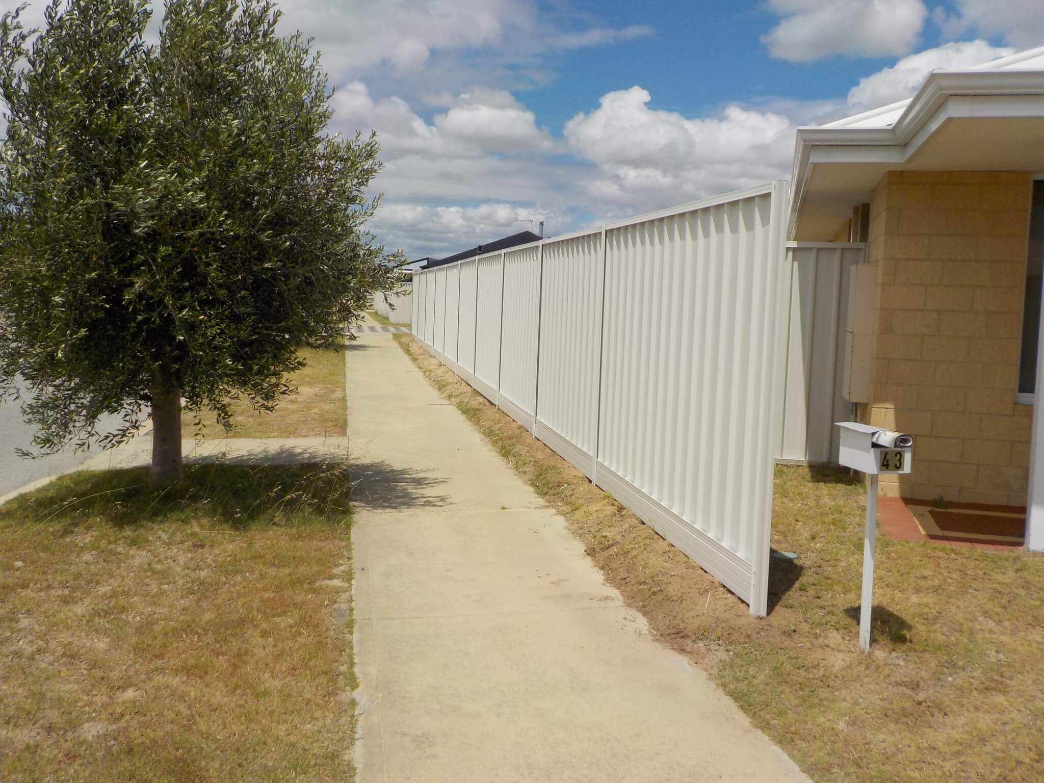 Colorbond fencing - in stock in Rockingham